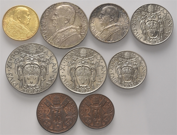 CITTA' DEL VATICANO - Pio XI (Achille Ratti), 1929-1939. - Serie di 9 valori 1936 a. XV con oro ...
